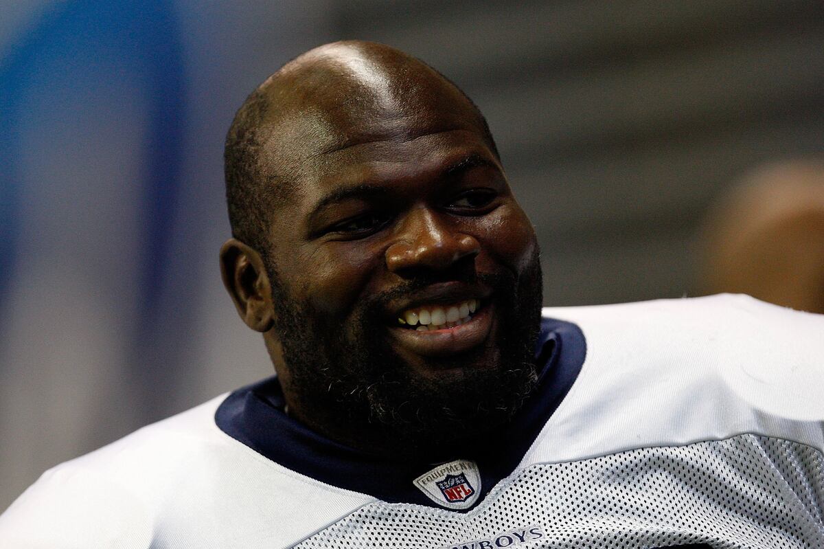 San Francisco 49ers: How Adding Leonard Davis Can Help the O-Line ...