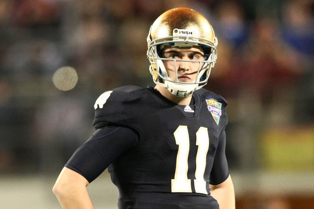 Tommy Rees: Notre Dame QB Reportedly Suspended for Irish's Season ...