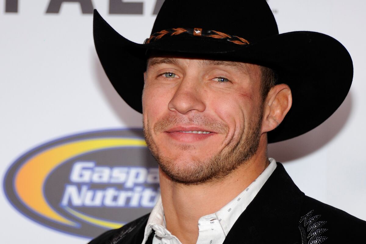 Donald Cerrone Isn't Looking Past Melvin Guillard, but He Wants Anthony ...