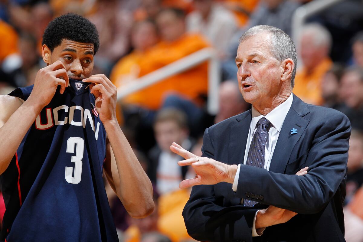 UConn Basketball: Is It Time for UConn's Jim Calhoun to Call It Quits ...