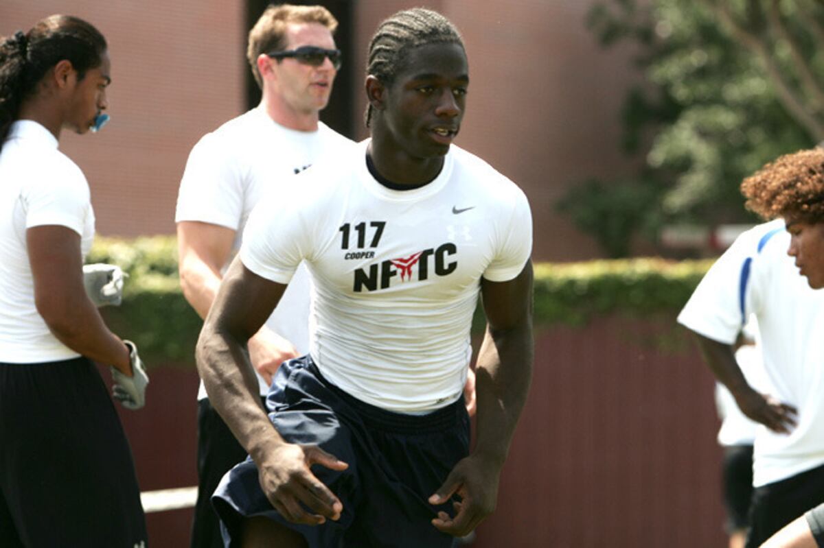 Washington Football: Huskies Running Back Deontae Cooper Faces 3rd ACL ...