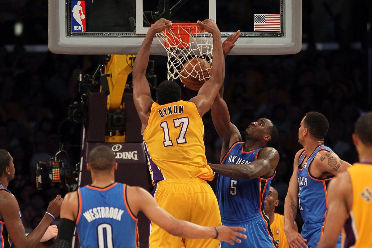 Breaking Down How Andrew Bynum Can Thrive as Primary Offensive Option ...