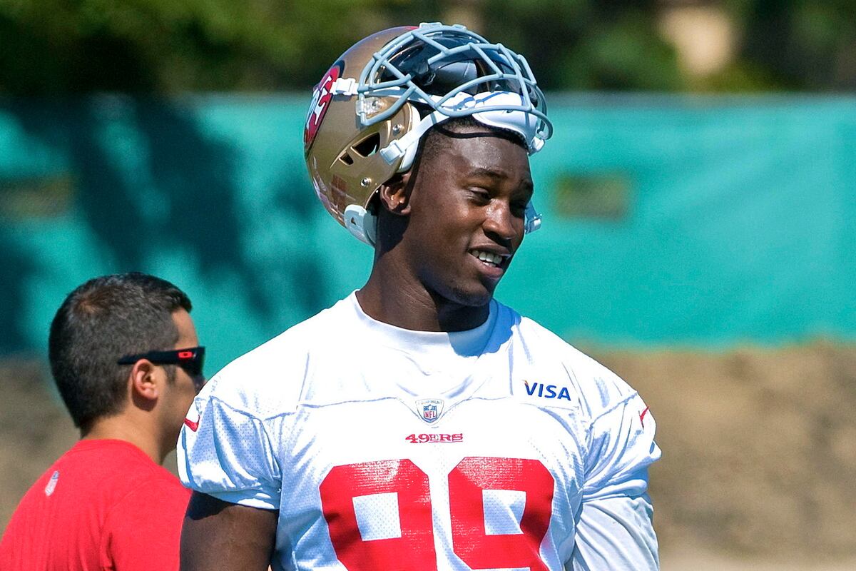 Aldon Smith Injury: 49ers LB Leaves Game with Apparent Hip Injury ...