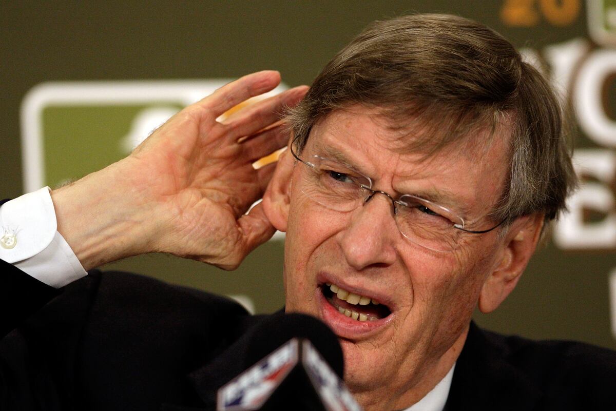 2012 MLB Playoff Schedule Proves Once Again That Bud Selig Is a Bad ...