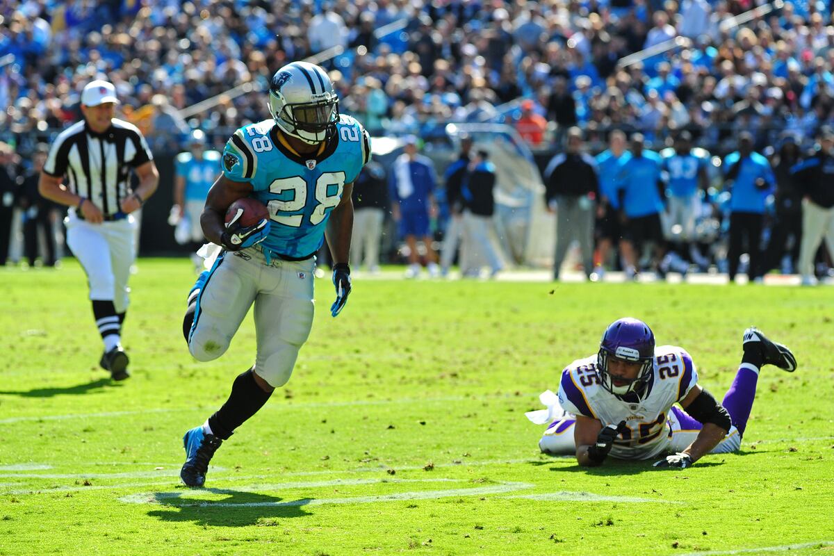 Panthers' Extension of Jonathan Stewart Continues Curious Trend in ...