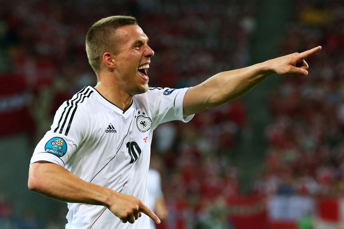 FC Cologne vs. Arsenal: Lukas Podolski Shows He Is Ready to Replace RVP ...