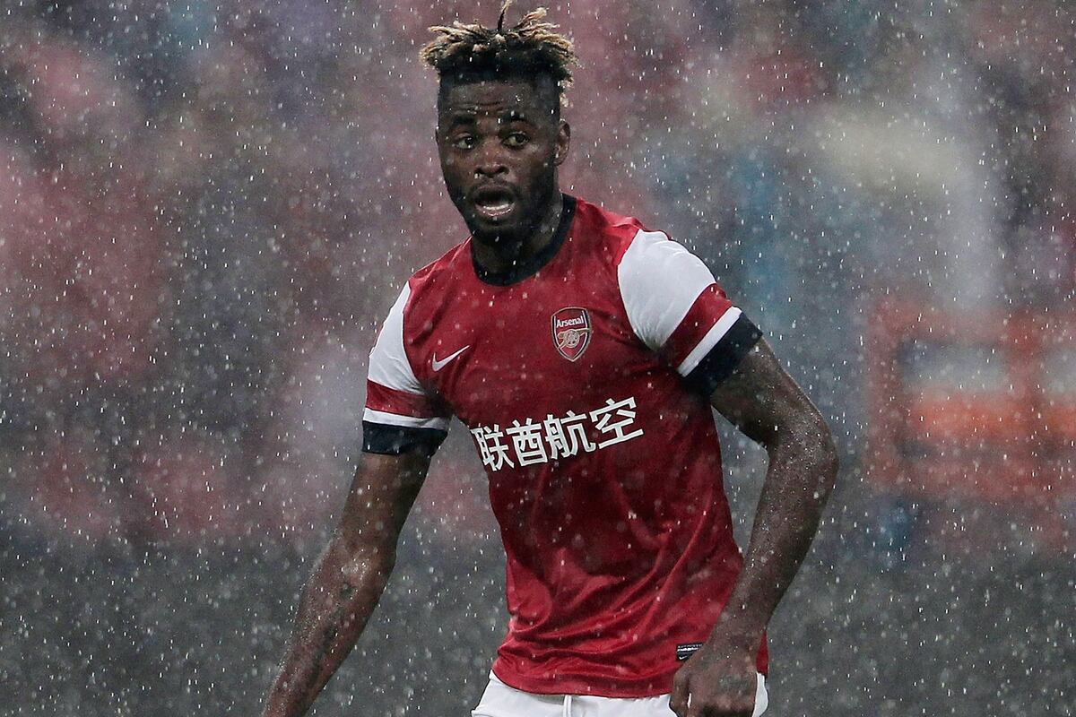 Arsenal Transfers: 5 Reasons Why Alex Song to Barcelona Move Won't ...