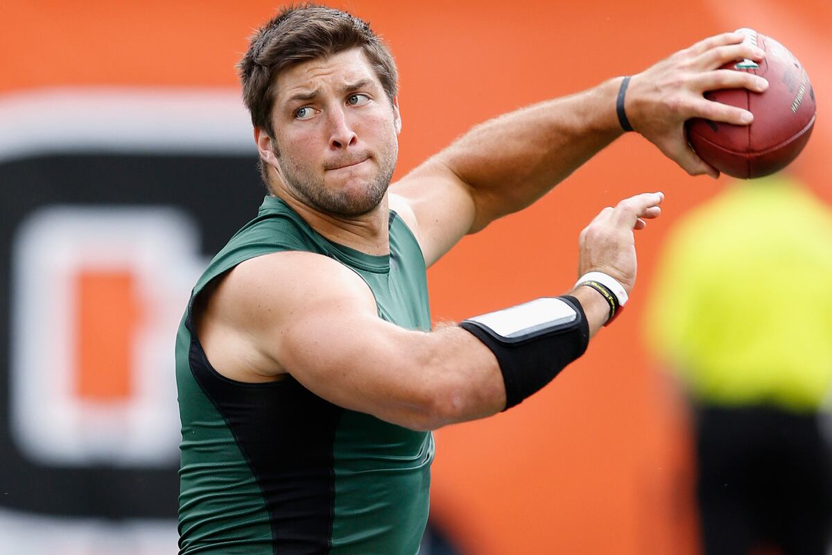 Tim Tebow Gets a Tim Tebow Birthday Bash on Sportscenter and a Tim ...