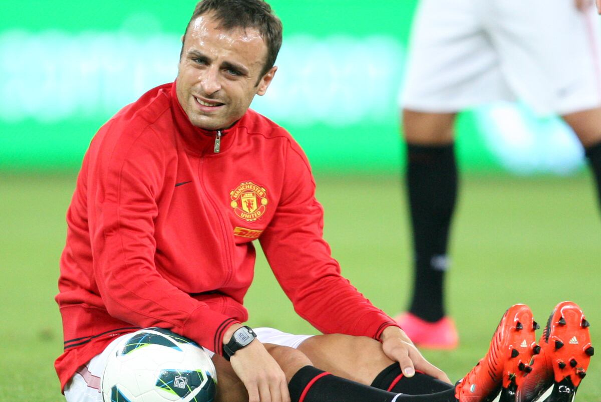 Manchester United: Player-by-Player Guide to Their 2012-13 Premier ...