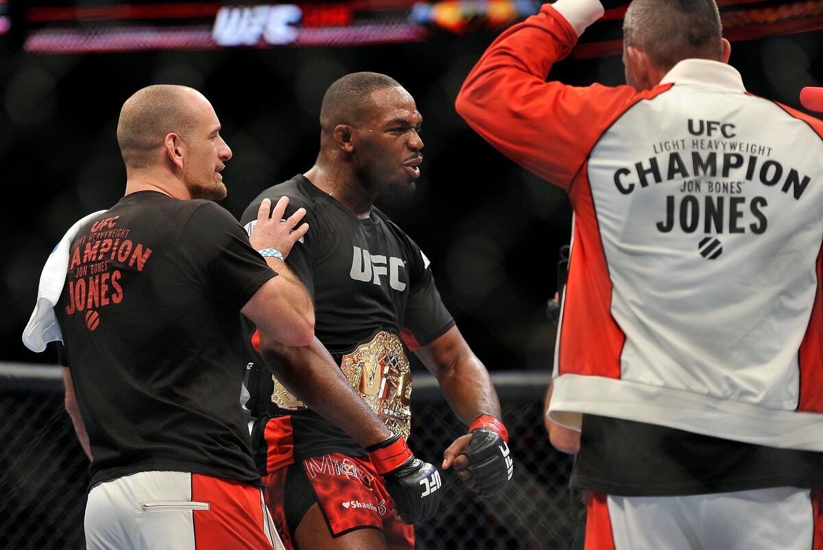 Chael Sonnen Twitter Beef Proves Jon Jones Still Can't Hype A Fight ...
