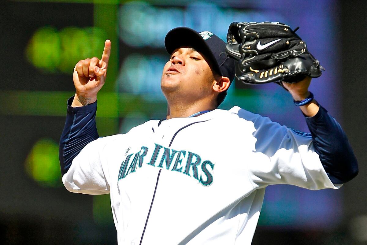 Felix Hernandez Throws Perfect Game vs. Tampa Bay Rays | News, Scores ...
