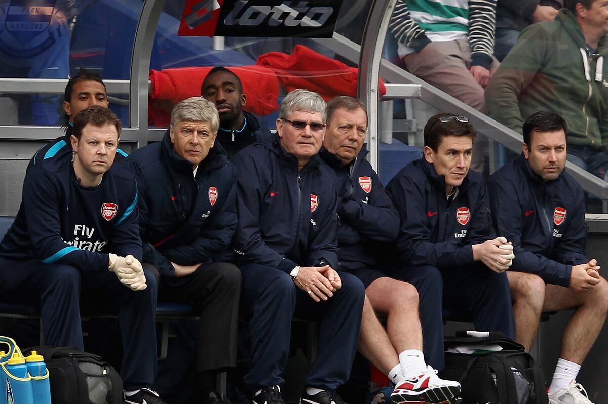 Arsenal FC: A Tactical Guide to How the Gunners Should Attack in 2012 ...
