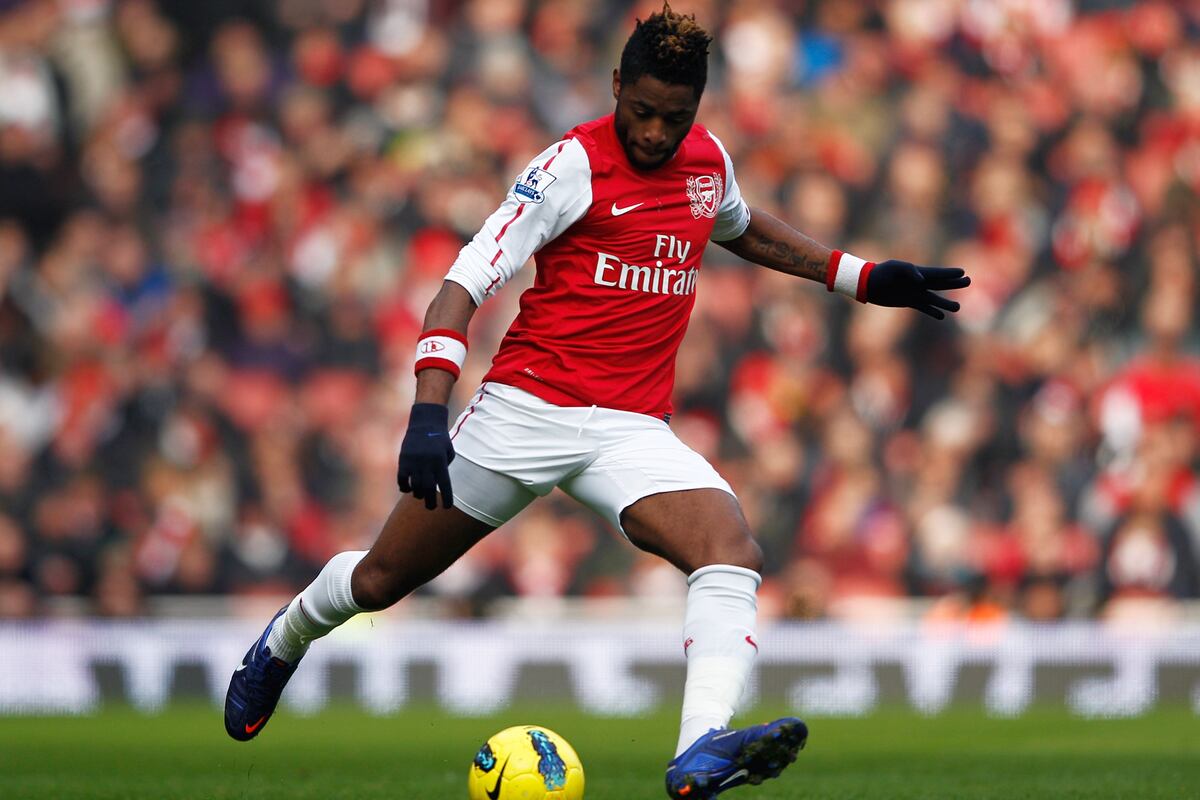 Alex Song: Why Arsenal FC Won't Really Miss Barcelona-Bound Midfielder ...