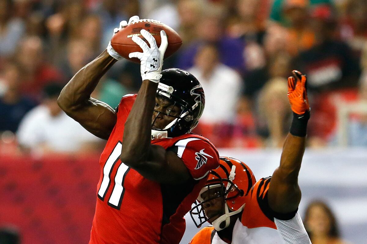 Breaking Down the Atlanta Falcons' Potential Passing Attack in 2012 ...