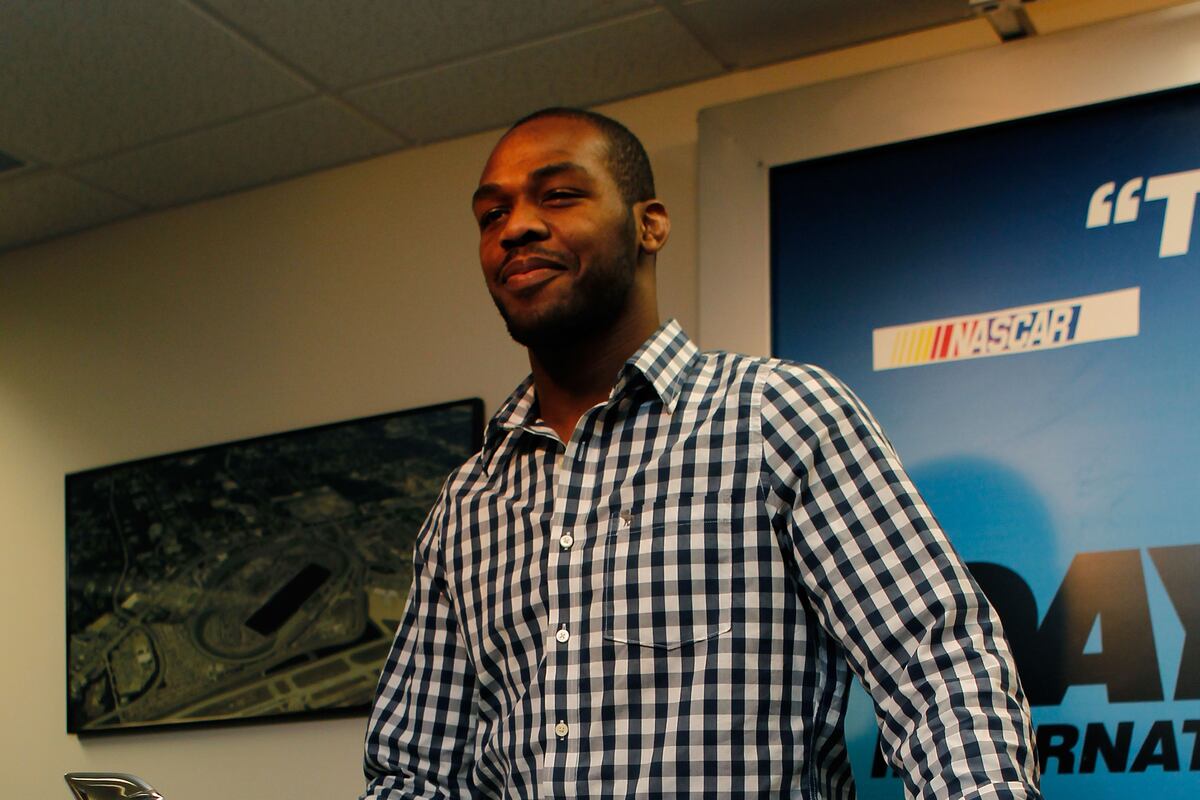 Jon Jones Finally Returns to Twitter After UFC 151 Cancellation News ...