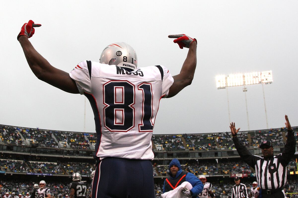 Profiling Randy Moss and His Potentially Career-Defining Year in San ...