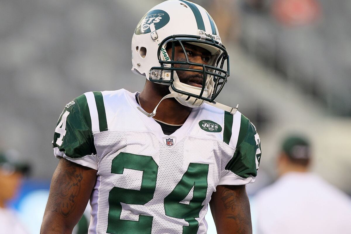 New York Jets: Why Darrelle Revis Is Team's Most Important Veteran ...
