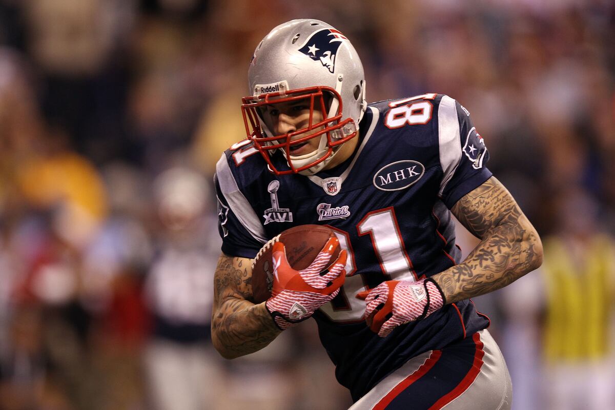 Why New England Patriots Were Smart to Extend Aaron Hernandez Before ...
