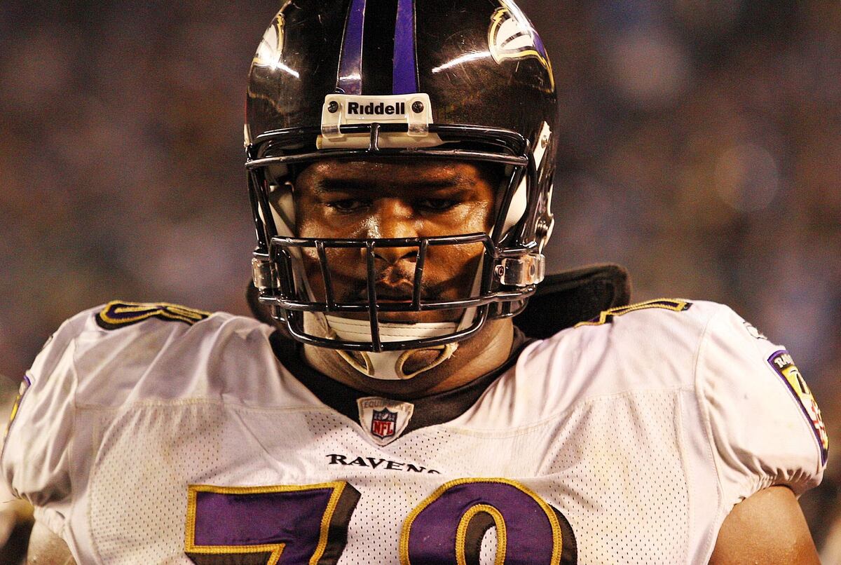 Baltimore Ravens Dodge a Huge Bullet by Keeping LT Bryant McKinnie on ...