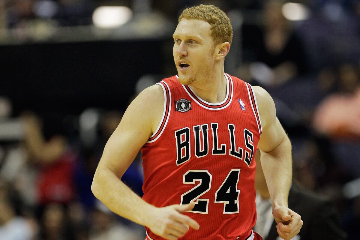 Can Fans Still Chant for Chicago Bulls Assistant Coach Brian Scalabrine ...