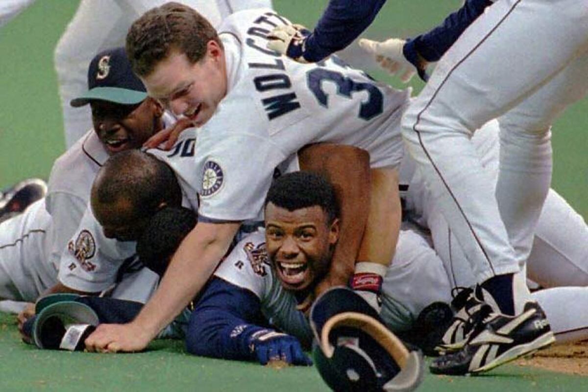 15 Greatest Pennant-Chase Moments in MLB History | News, Scores ...