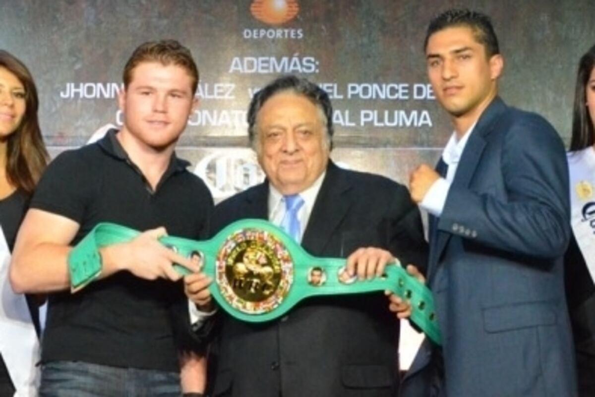 Canelo Alvarez vs. Josesito Lopez: Can Josesito Make Lightning Strike ...