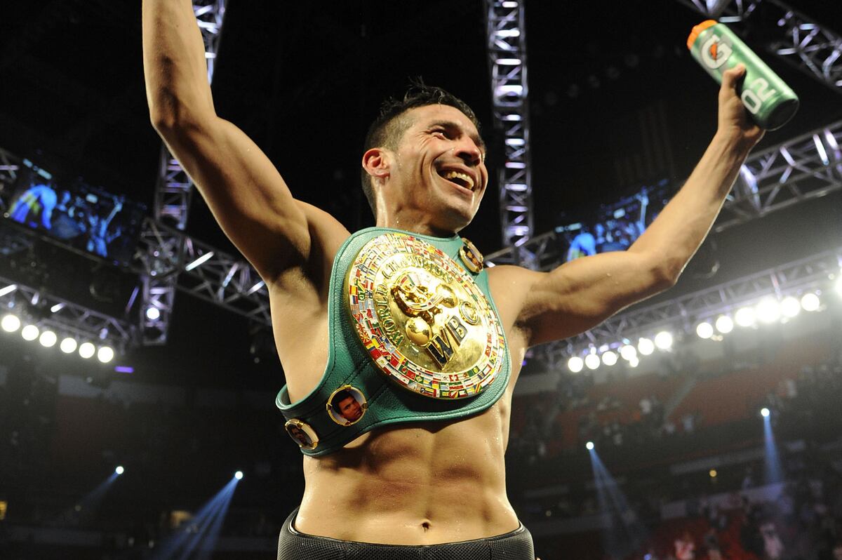 Martinez vs. Chavez Jr.: Recapping Maravilla's Epic WBC Middleweight ...