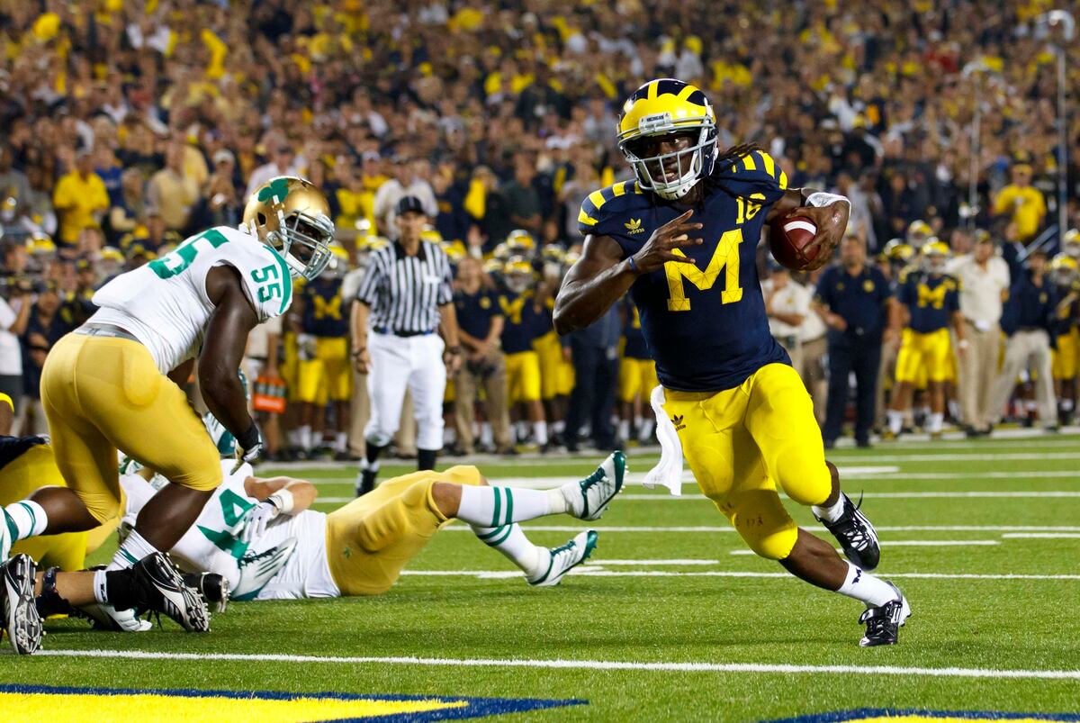 Michigan vs. Notre Dame: How Denard Robinson Has Been Able to Burn ...
