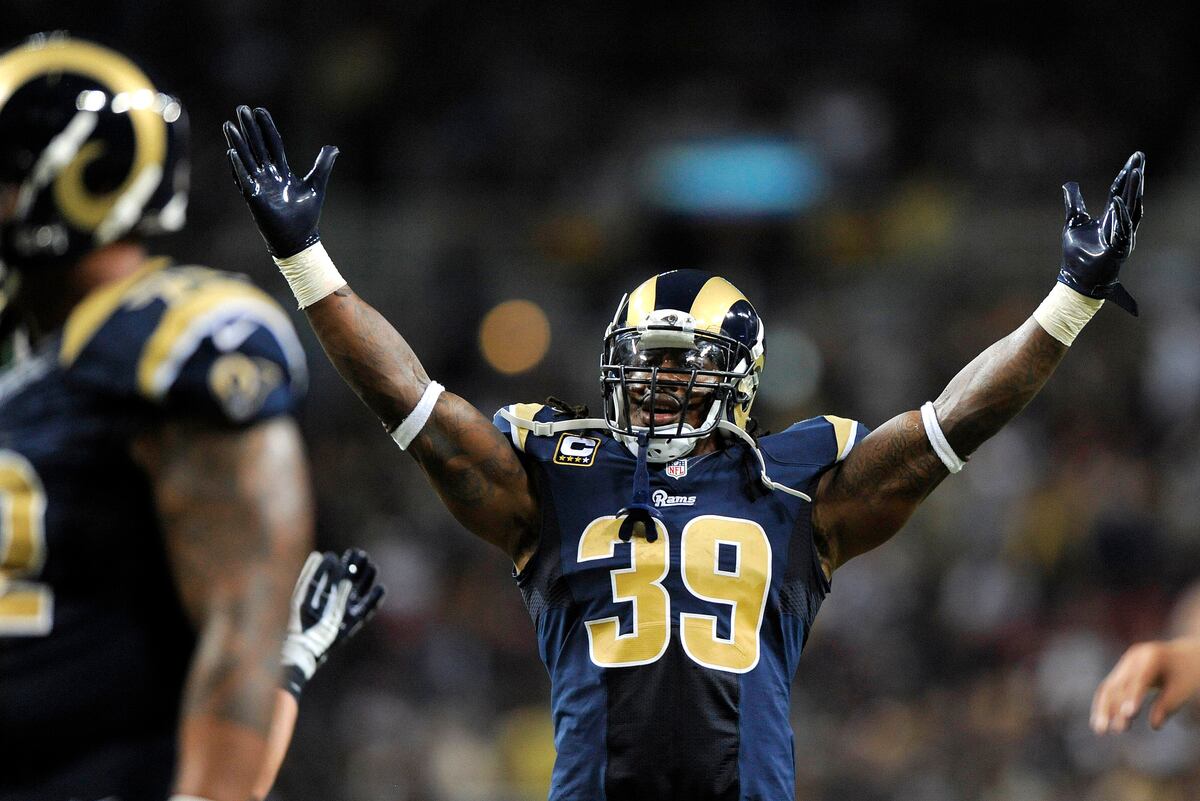 Steven Jackson: Fantasy Owners Should Keep Rams RB in Starting Lineup ...