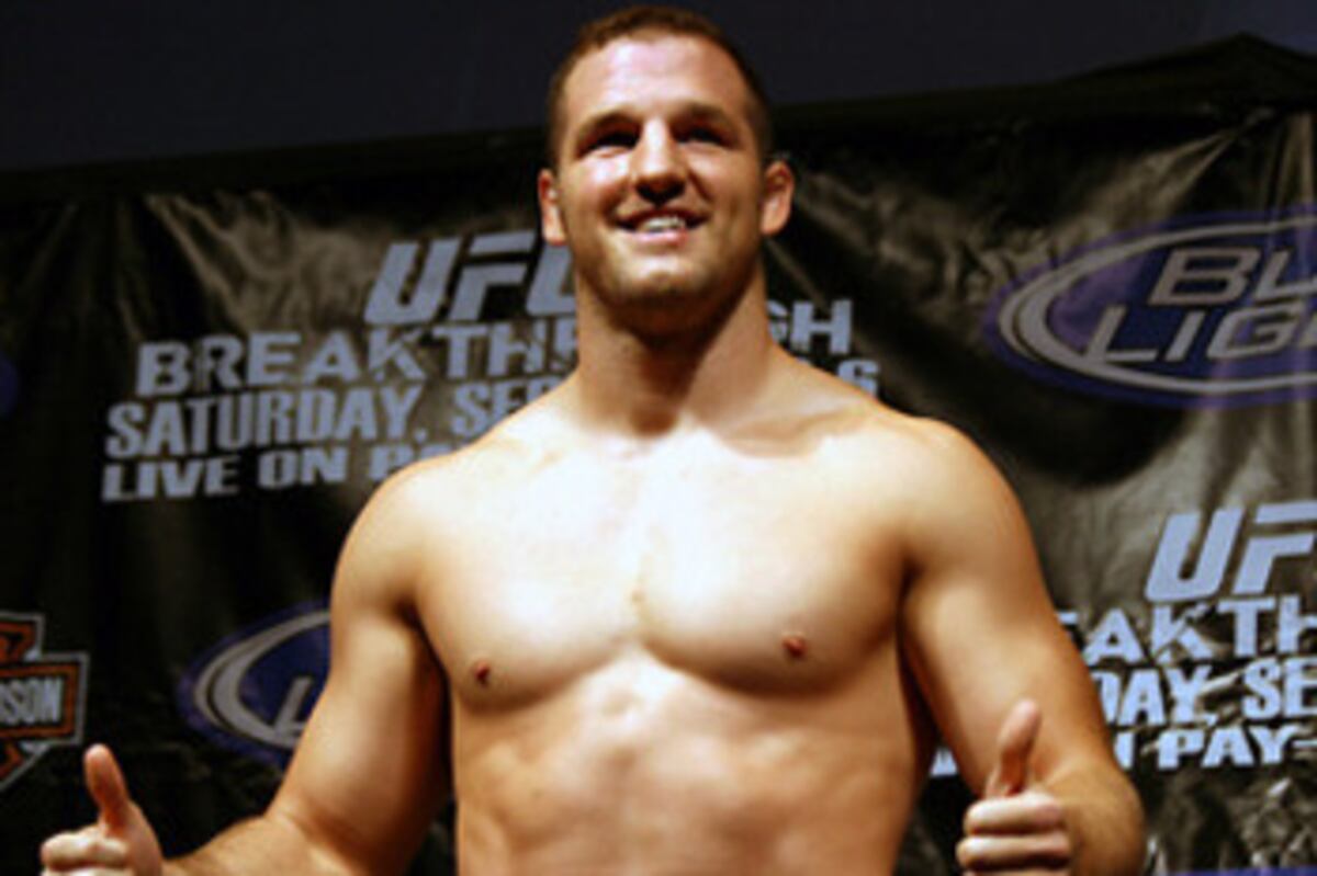 UFC 152 Results: Matt Hamill Defeats Roger Hollett | News, Scores ...