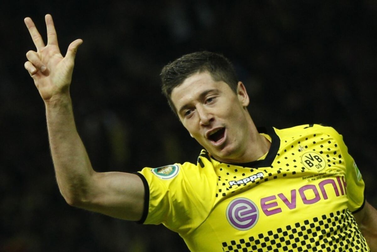 Champions League: Lewandowski's Late Goal Powers Dortmund to 1-0 Win ...