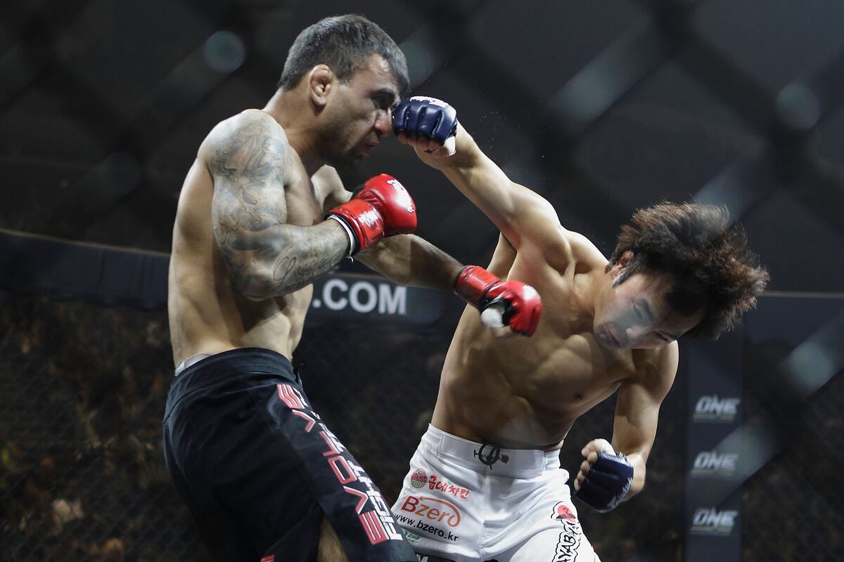 ONE FC's Rationale for Bantamweight and Lightweight Title Bouts in B/R ...