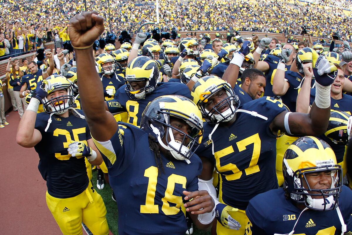 Michigan vs Notre Dame: Denard Robinson Is Key to Wolverines' Fate in ...