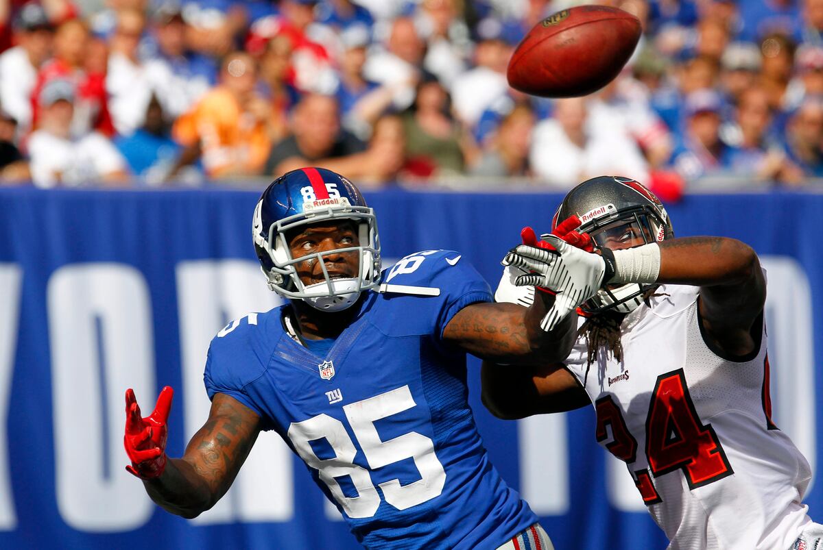 Martellus Bennett and 2 NFL Players Reinventing Themselves on New Teams ...