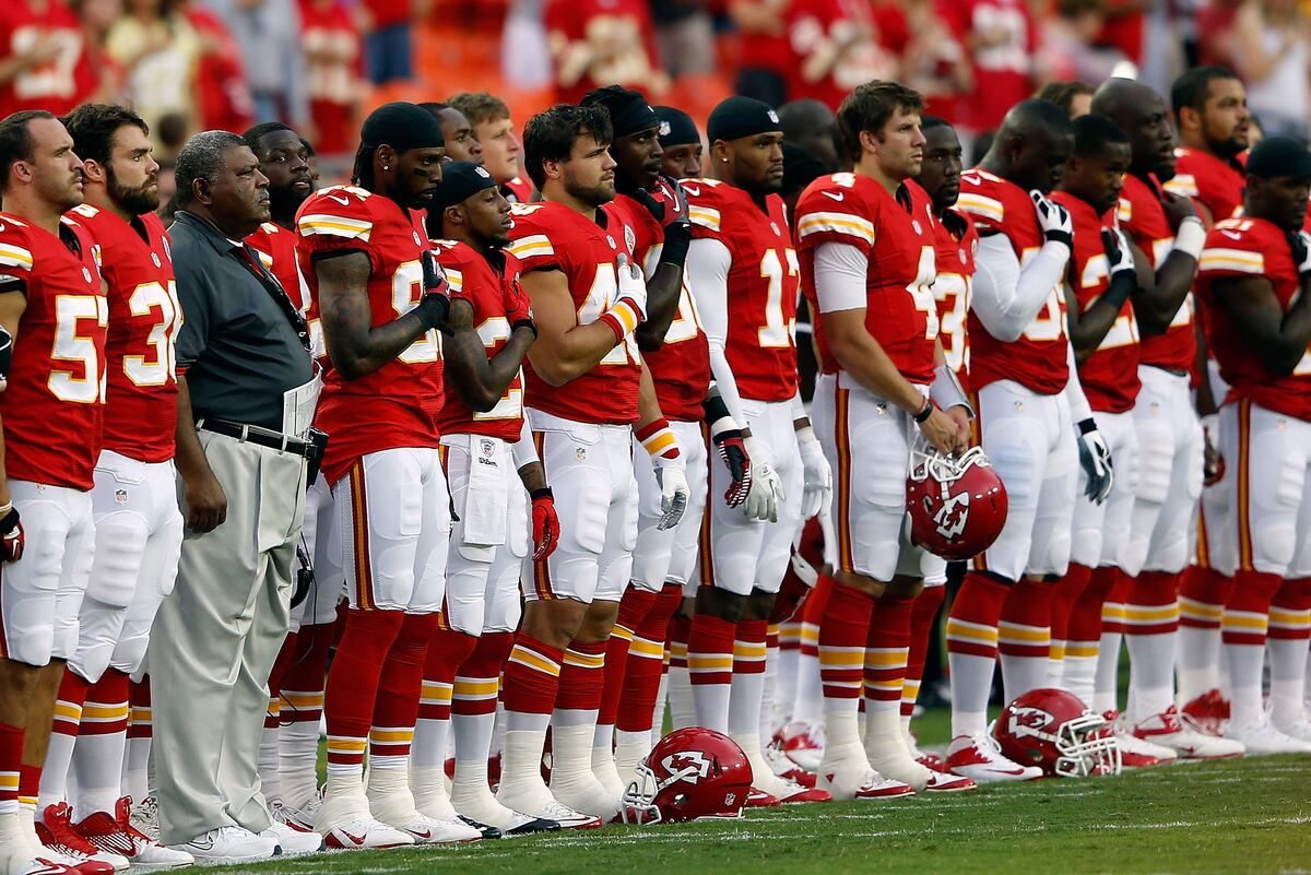 Who Wears the Crown: Who Is the Best Player for the Kansas City Chiefs ...