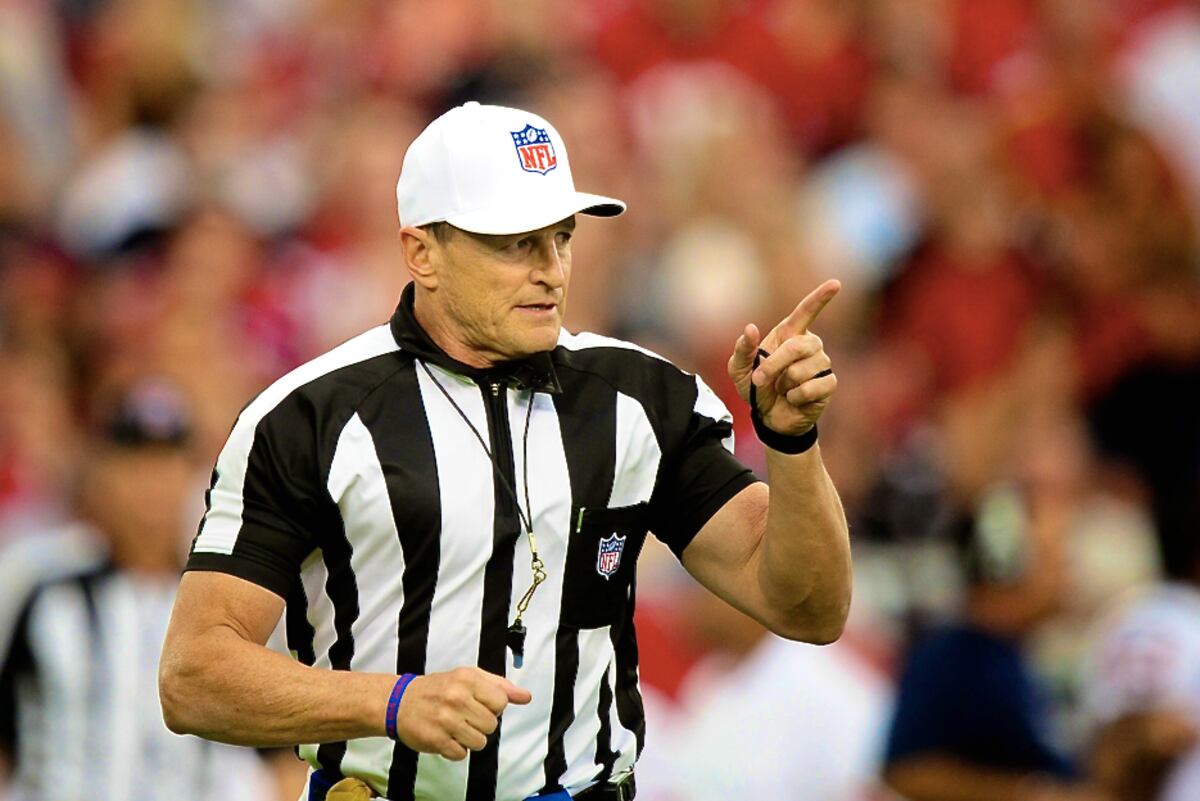 NFL Referee Lockout Ends as League and Officials Reach Agreement | News ...