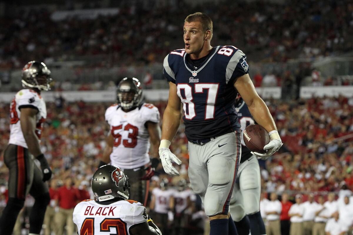 Rob Gronkowski: Why Patriots Superstar TE Will Have Huge Fantasy Day vs ...