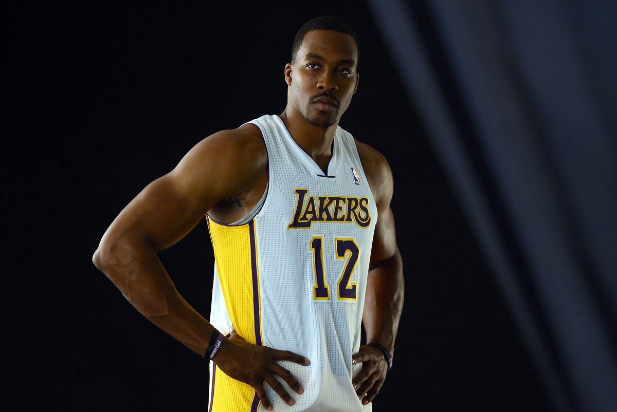 Are L.A. Lakers Rushing Dwight Howard Back into Action Too Soon? | News ...