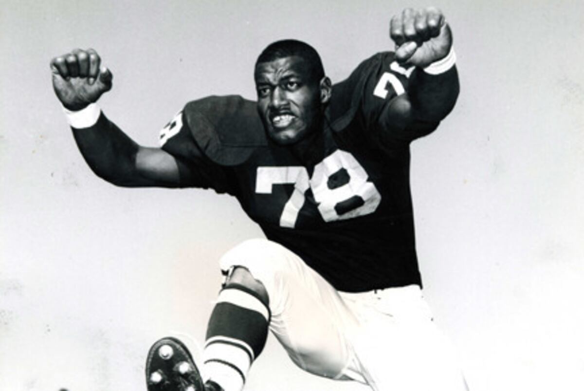 Exclusive Interview with Bobby Bell, NFL Hall of Fame Linebacker | News ...