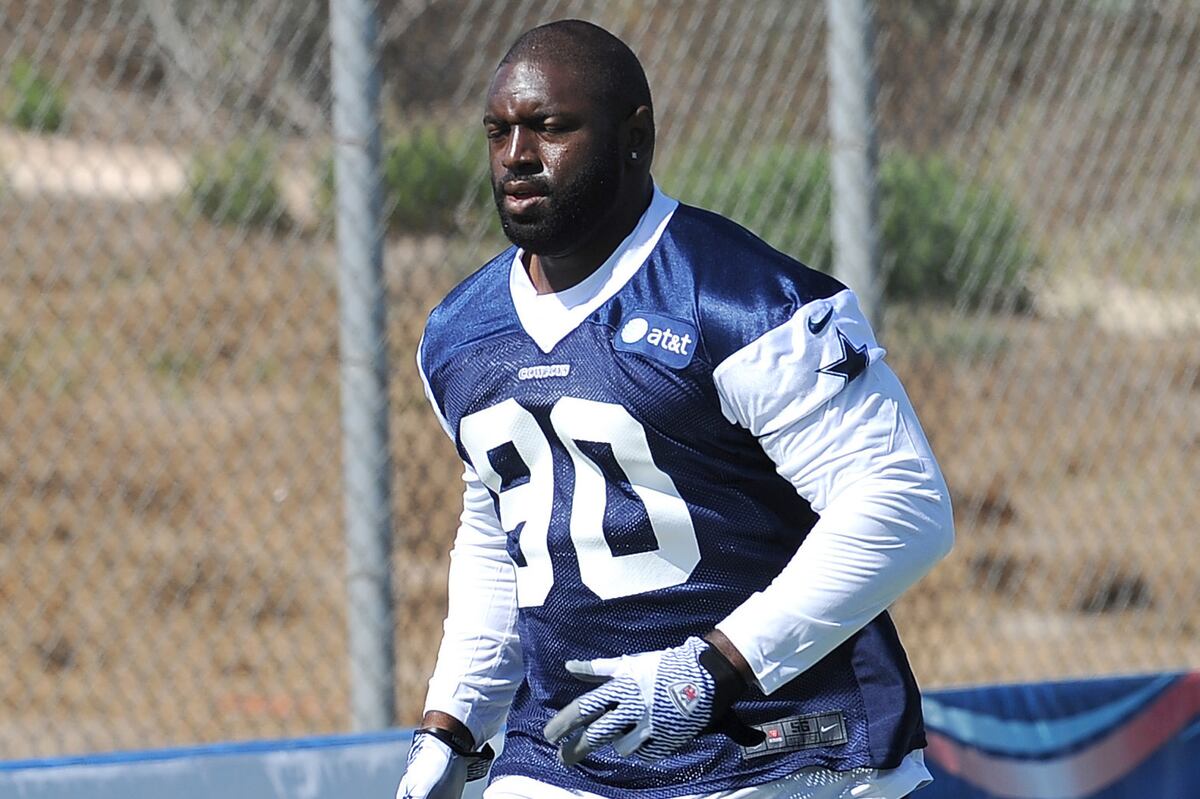 Jay Ratliff Returns to Practice and More NFC East News | News, Scores ...