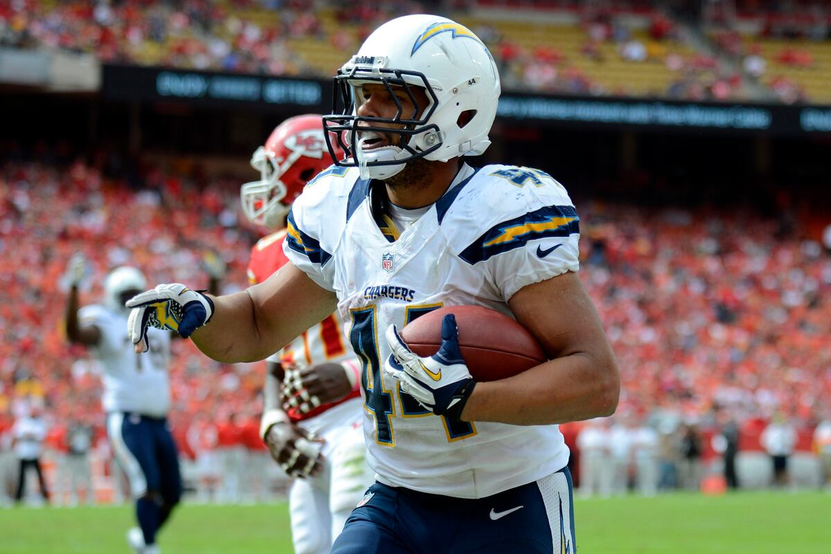 Ryan Mathews Chargers Are Wasting Time Starting Jackie Battle Over Franchise Rb News Scores