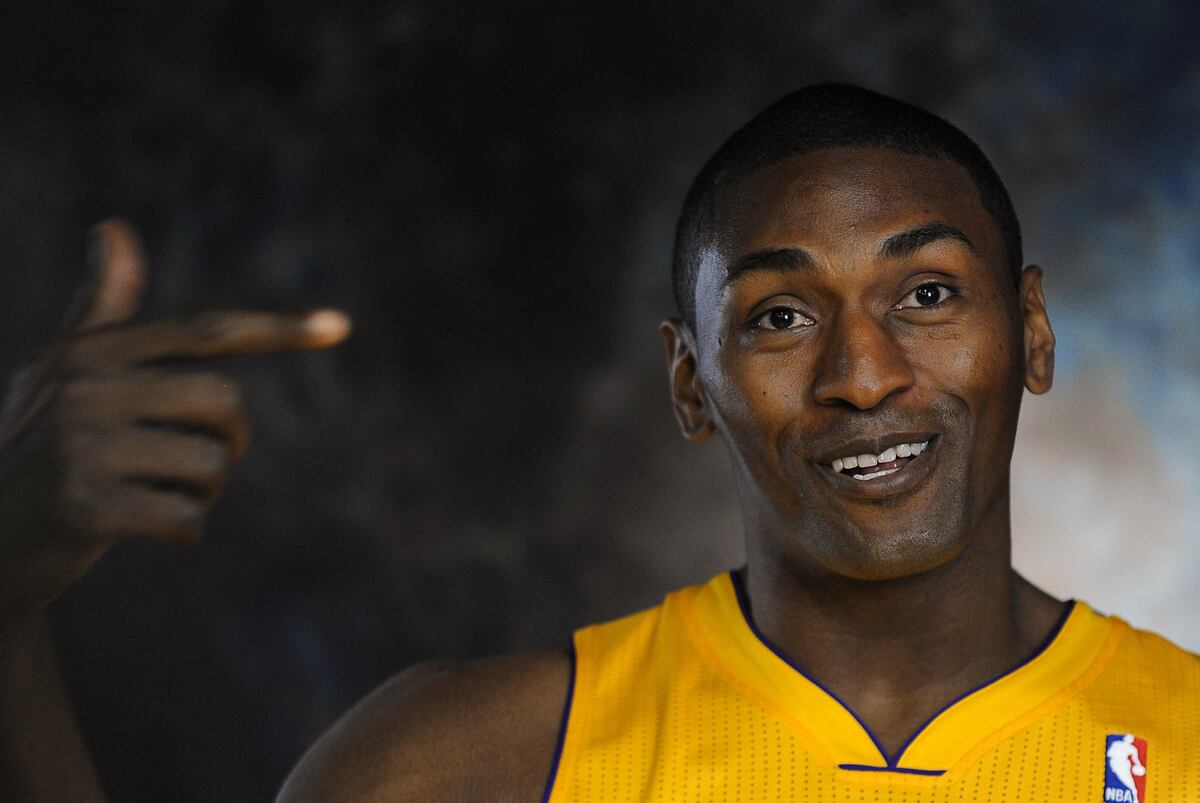 Los Angeles Lakers: Analyzing Metta World Peace's Role in the Princeton ...