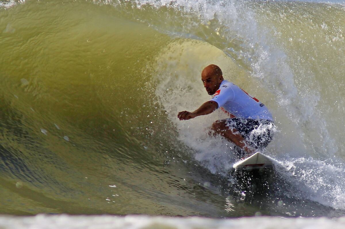 Quiksilver Pro France '12: Kelly Slater, Barrels and More Barrels ...