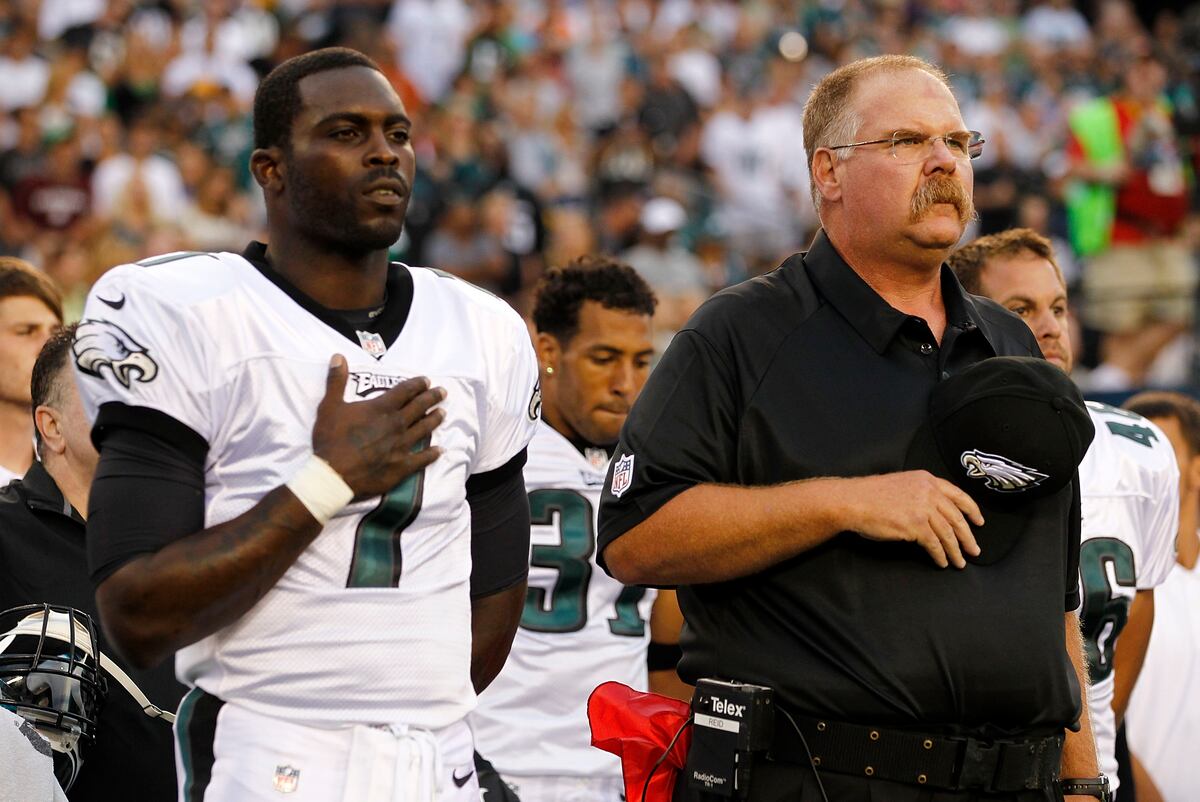 Why Michael Vick Will Only Lose His Starting Job If Andy Reid Is Fired ...