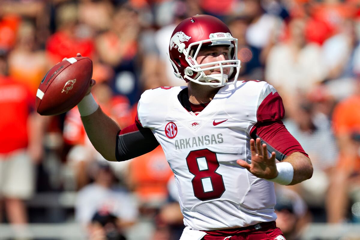 Tyler Wilson: Arkansas Razorbacks Nightmare Season Costing QB Millions ...
