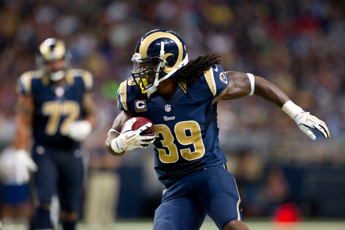 Steven Jackson: Projecting Rams RB's Numbers Against Stout Dolphins Run ...