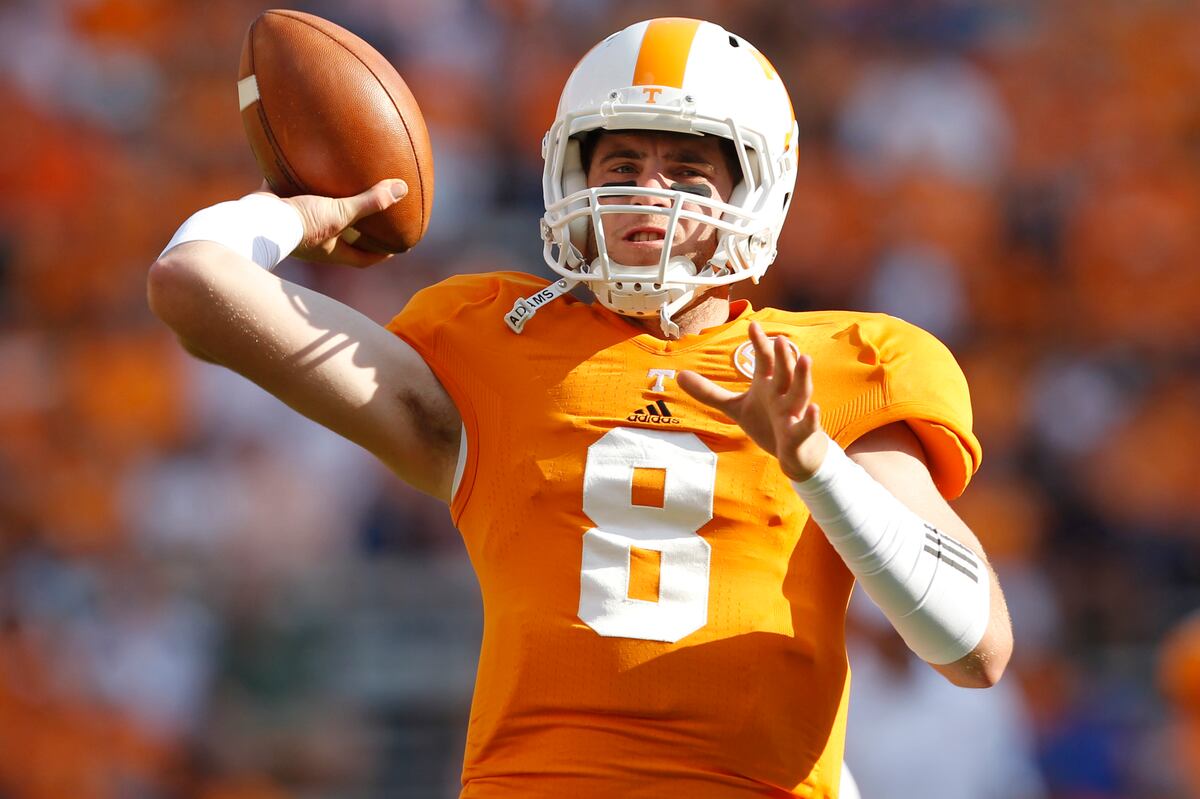 Tyler Bray Calls Out Bandwagon Tennessee Volunteers Fans | News, Scores ...