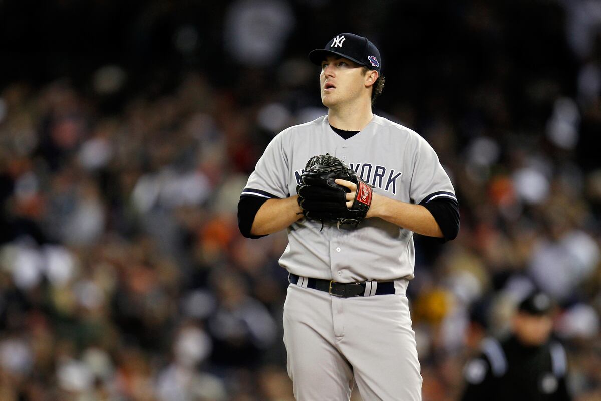 Phil Hughes Injury: Updates on Yankees Pitcher's Back | News, Scores ...