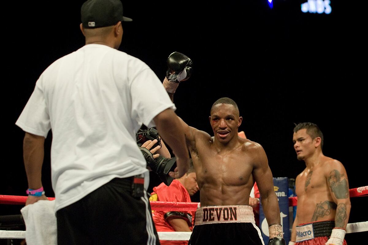 Devon Alexander vs. Randall Bailey: 'Don't Be Surprised If Bailey Gets ...
