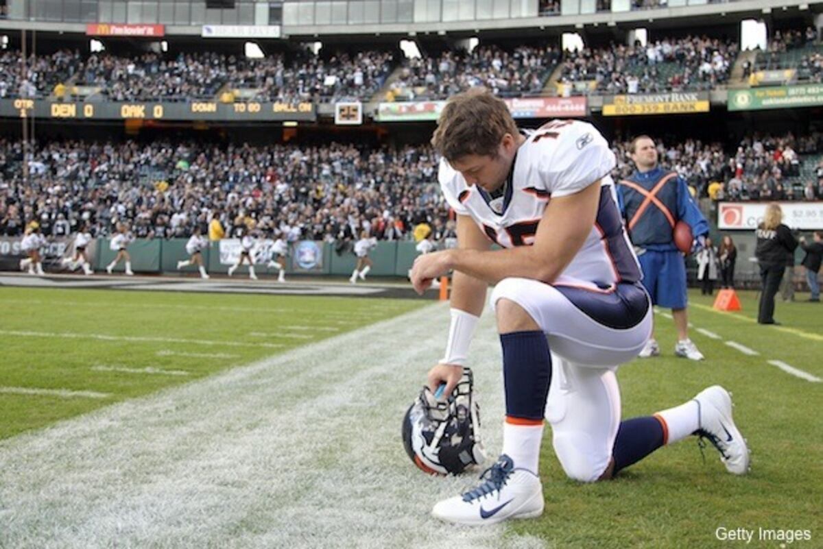 Tim Tebow Trademarks Tebowing, Does Not Make It Any More Acceptable ...